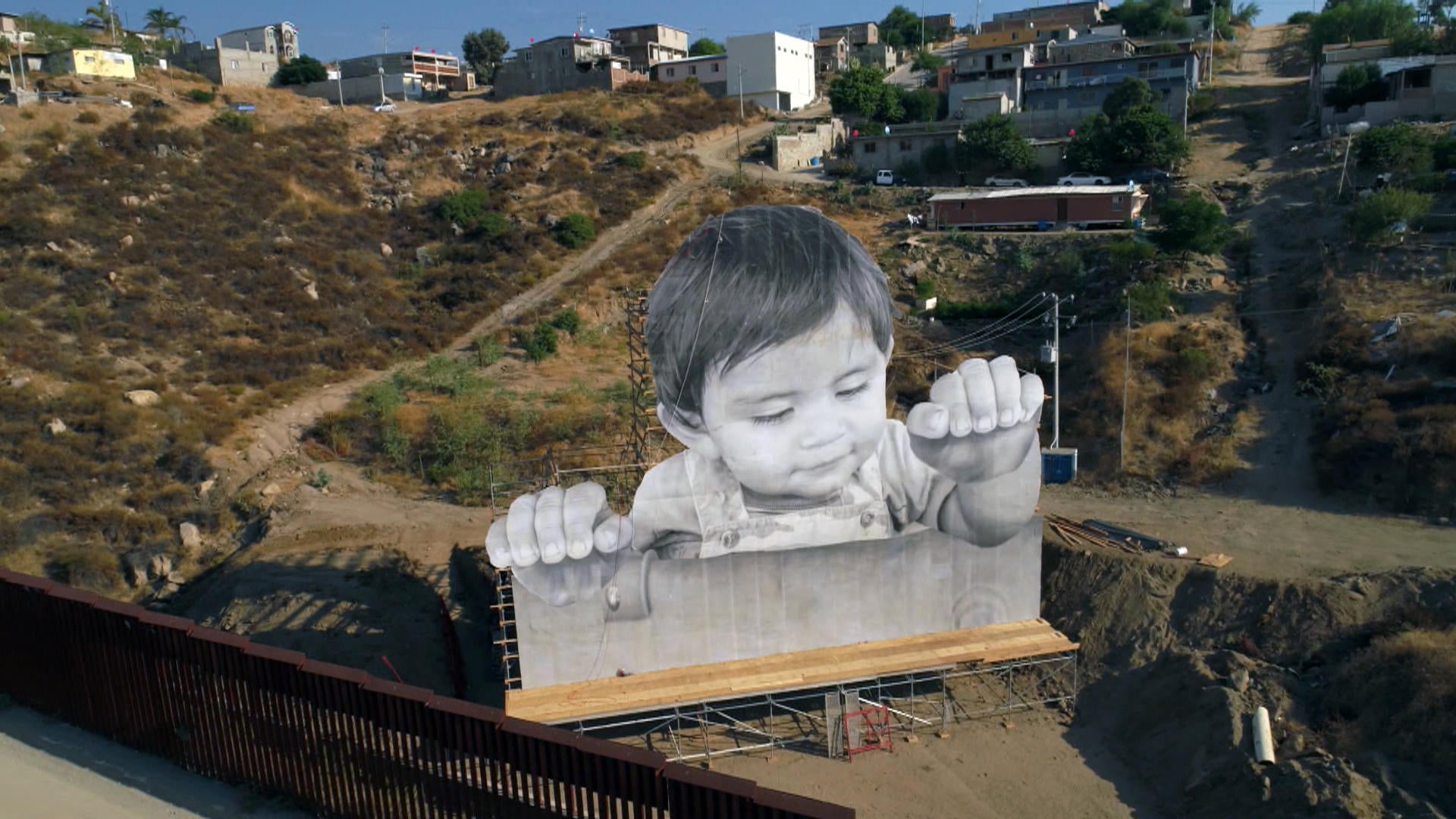 French artist shows dignity in ordinary people with massive works of ...