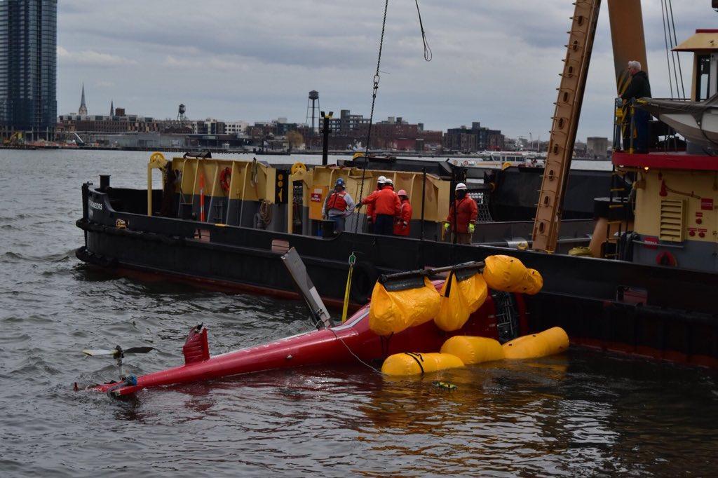New York City helicopter crash: Scrutiny turns to harnesses used in ...