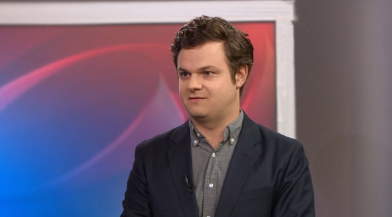 Facebook doing "absolute bare minimum" to protect users, reporter says ...