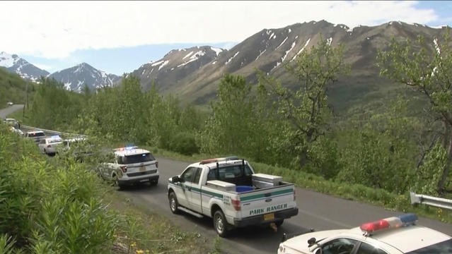 Deer hunter mauled to death by bear in Alaska, troopers say - CBS News