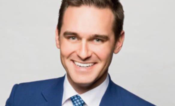 Illinois lawmaker Nick Sauer quits amid revenge porn allegations - CBS News