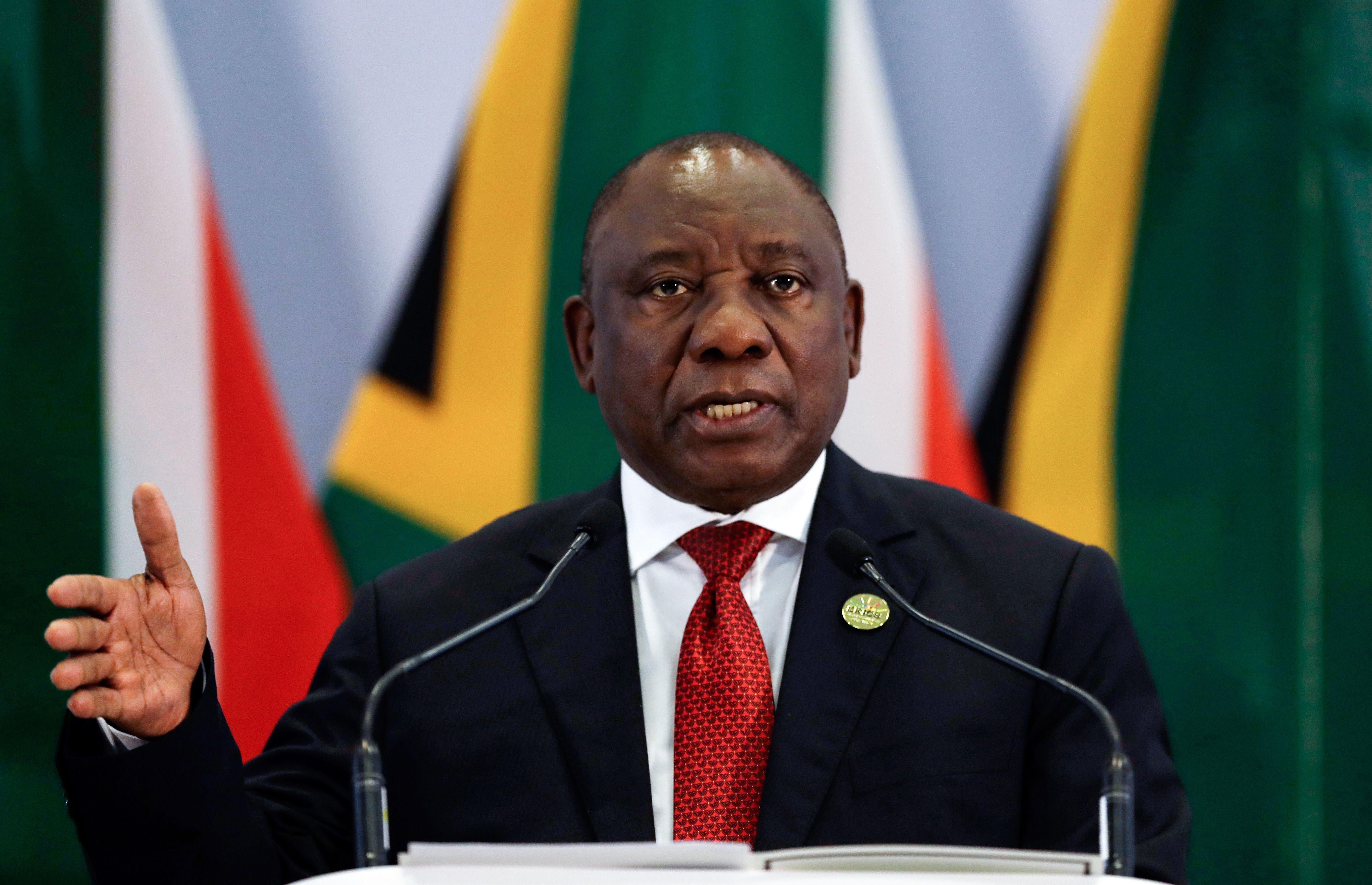 South Africa Hits Back At Trump Over Land Seizure Tweet Cbs News