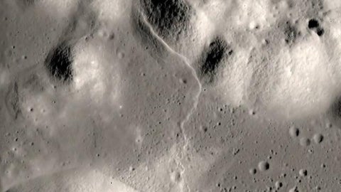 Moon shrinking causes moonquakes: The moon is shrinking — and it may be ...
