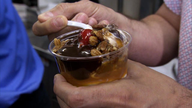 Frozen custard: Summer's hottest snack - CBS News
