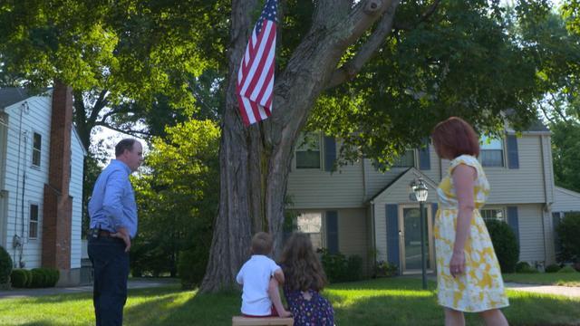 Finn Daly American flag: Todd Disque builds bench for boy to look at ...