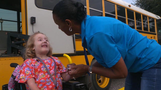 School bus driver forms special bond with 5-year-old student - CBS News