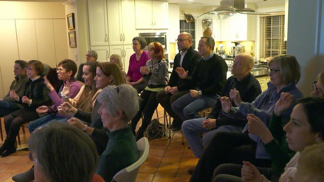Newton, Massachusetts, sign language: Community learns sign language ...