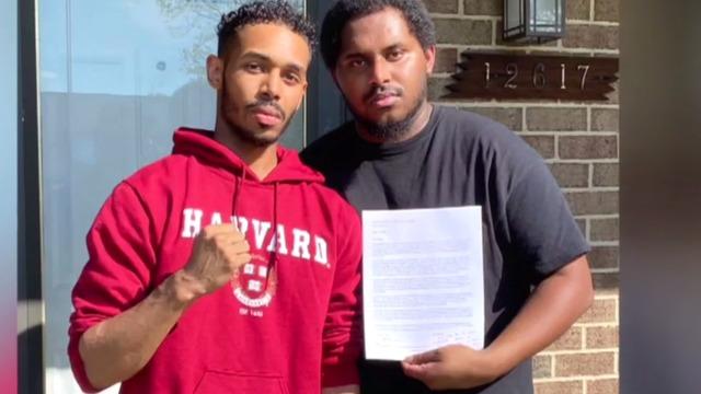 Former sanitation worker accepted to Harvard Law School - CBS News