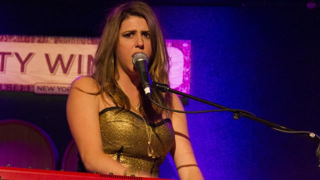 Jillette Johnson gets fearless and honest on debut - CBS News