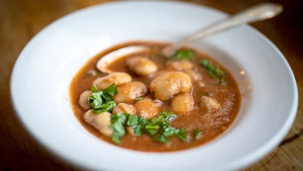 Tips on cooking basic beans - CBS News