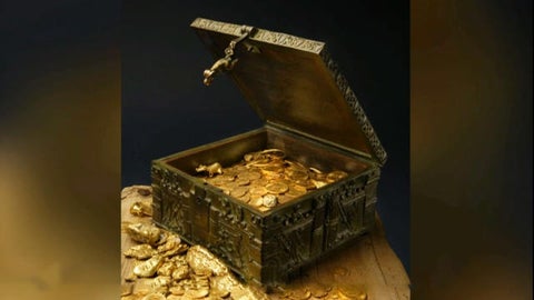 Man who found Forrest Fenn's famed treasure reveals identity - CBS News