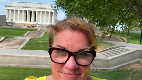 Teacher goes on road trip to teach students from historical sites ...
