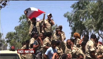 Iraqi militants capture two key border crossings - CBS News