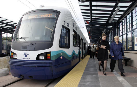 Seattle bows public transit fares based on income - CBS News