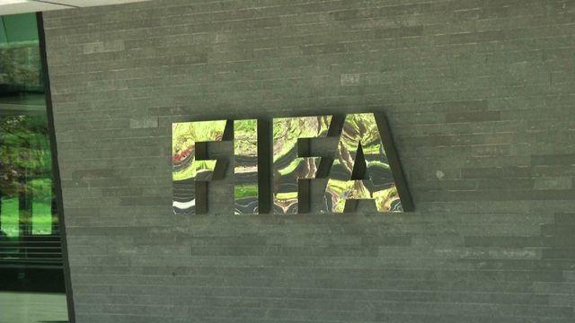 U.S. sweep of FIFA in corruption scandal rocks soccer world - CBS News