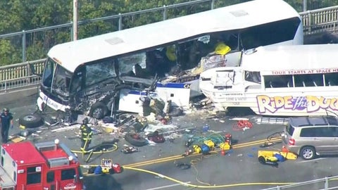 NTSB: Axle from duck boat in deadly Seattle crash "sheared off" - CBS News