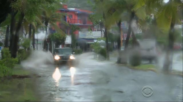 Monster Hurricane Patricia nears Mexico's Pacific coast - CBS News