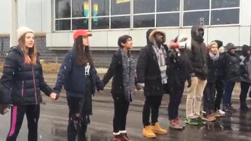 Jamar Clark police shooting: Black Lives Matter protesters target ...