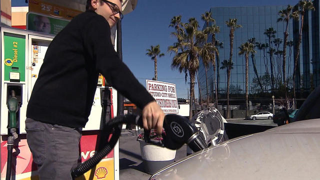 The downsides of cheap oil - CBS News