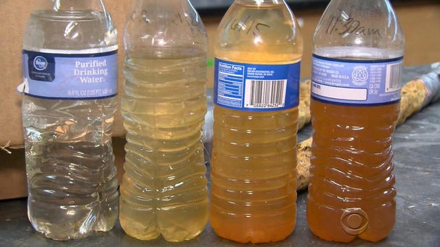 More water problems in Flint, Michigan - CBS News