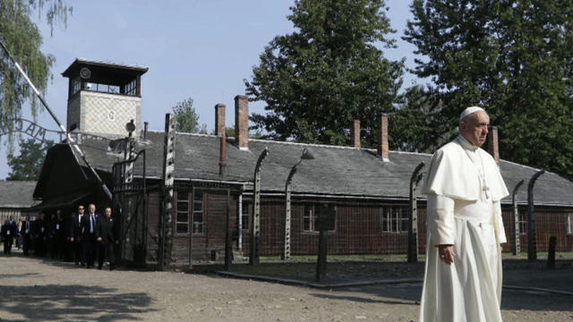 Pope visits Auschwitz, begs God to forgive "so much cruelty" - CBS News