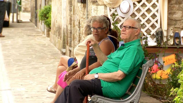 What's behind the long life span in Italian village of Acciaroli? - CBS ...