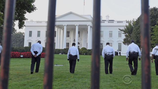 Laptop with Trump, Clinton information stolen from Secret Service - CBS ...