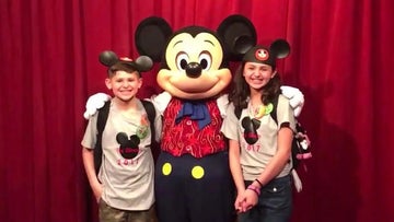 Mickey Mouse helps parents surprise foster kids with adoption news ...