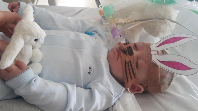 Charlie Gard parents withdraw request to fly baby with rare genetic ...