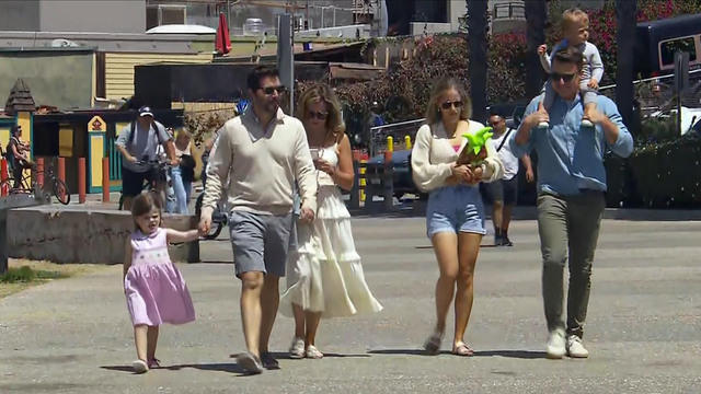 Michigan governor apologizes for social distancing blunder - CBS News