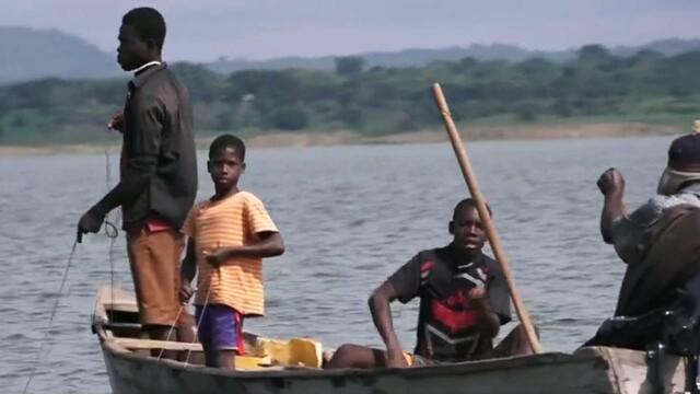Children forced into slavery risk lives deep-dive fishing in Ghana ...