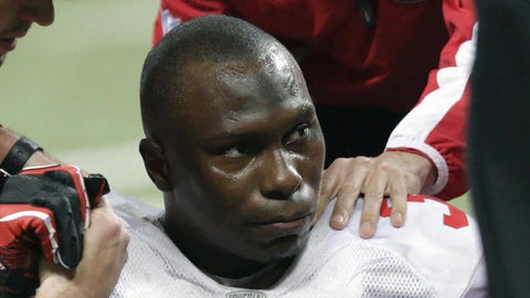 Phillip Adams, former NFL player who killed six people, had stage 2 CTE ...