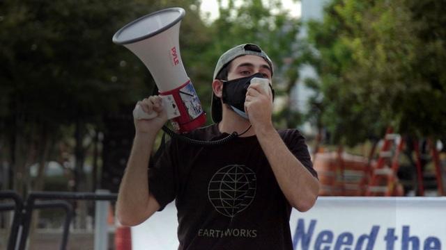 Inside Gen Z's fight for climate change action - CBS News