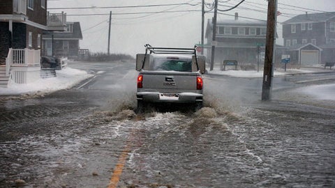 Sea levels along U.S. coastlines to rise more than a foot by 2050 ...