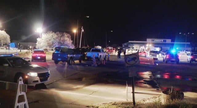 Shooting at Arkansas car show kills at least 1, wounds 27 - CBS News