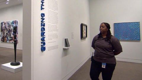 Where museum guards pick the art - CBS News
