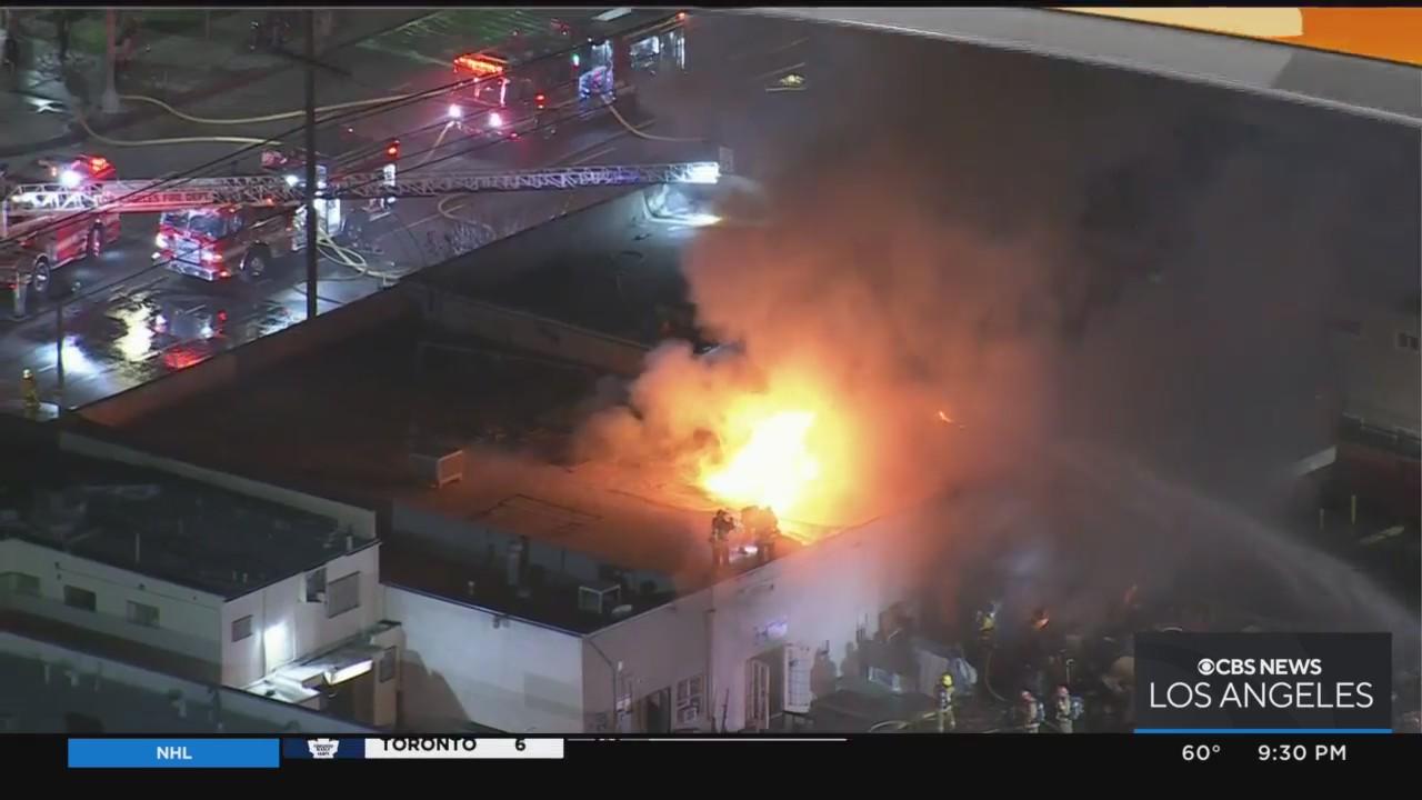 Firefighters knock down commercial building fire in Pacoima - CBS Los ...
