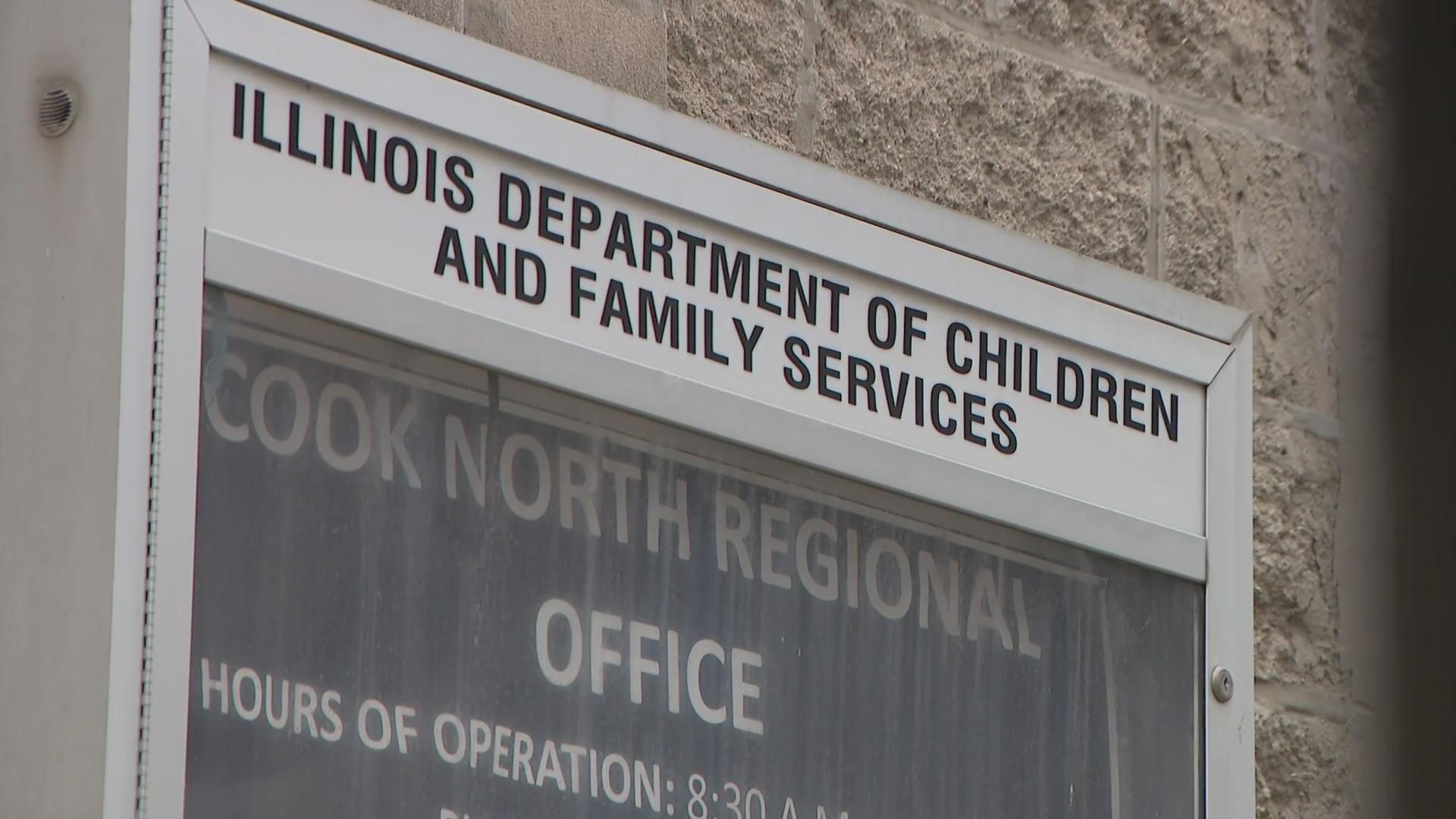Retired caseworker says Illinois DCFS is in worst shape she's seen in ...