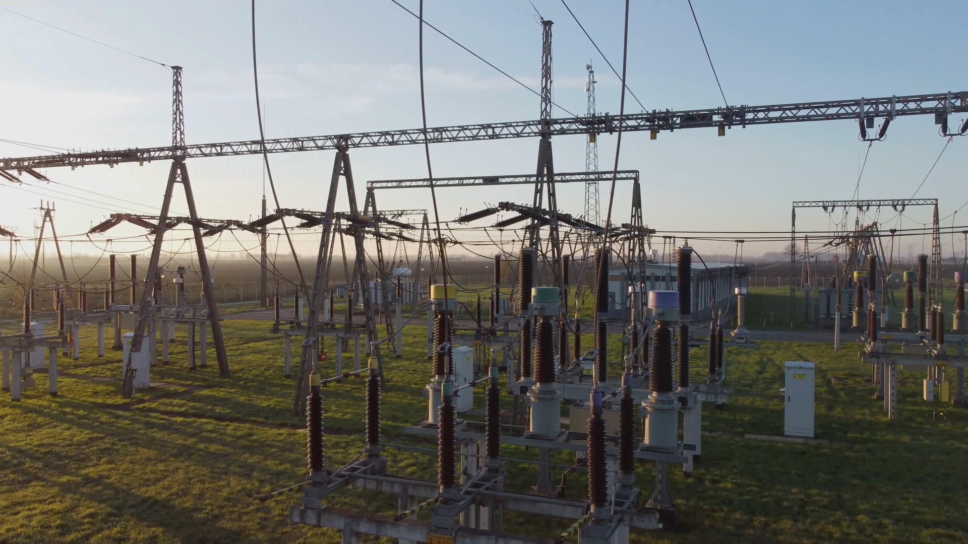 Russian hacking group compromised U.S. power companies - 60 Minutes ...