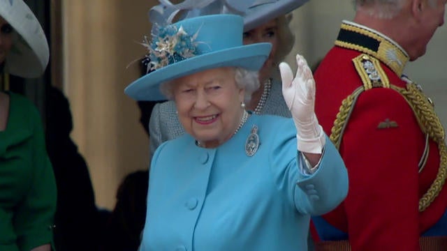 Sex Pistols aim to give queen's jubilee a touch of punk - CBS News