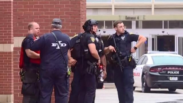Armed civilian neutralized Indiana mall shooter in just 15 seconds ...
