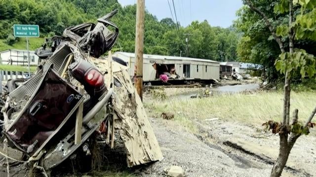 Kentucky residents begin cleanup after devastating floods: "I thought ...