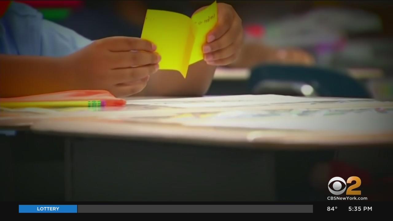 Back-to-school season has some parents struggling with "school refusal ...