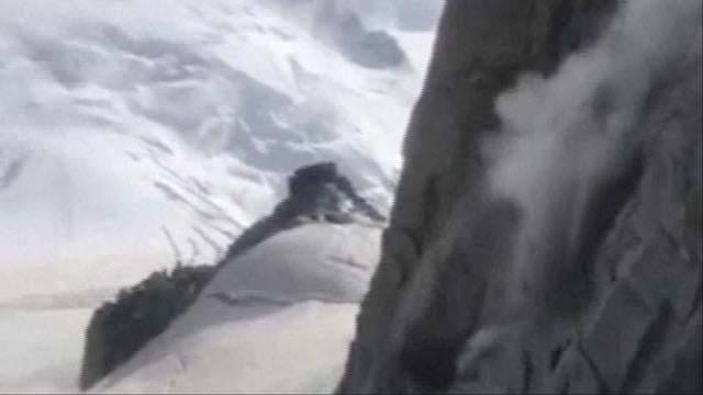 Hiker falls to death in Mont Blanc massif day after 4 climbers found ...