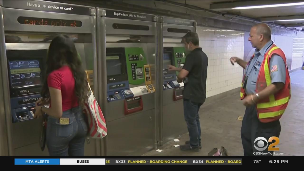 MTA prepares to phase out MetroCard machines in move to OMNY - CBS New York