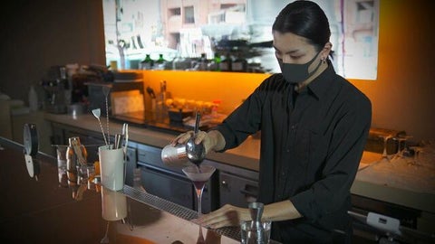 Why Japan is urging young adults to drink more alcohol - CBS News