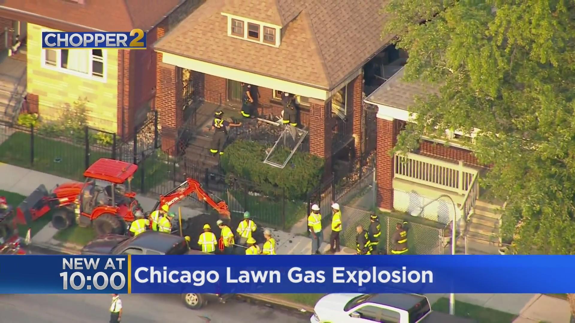 Walls of Chicago Lawn house collapse due to gas explosion - CBS Chicago