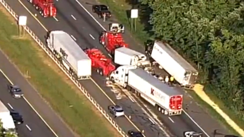 Crash involving tractor-trailers slows traffic on I-95 northbound in Harford County - CBS Baltimore