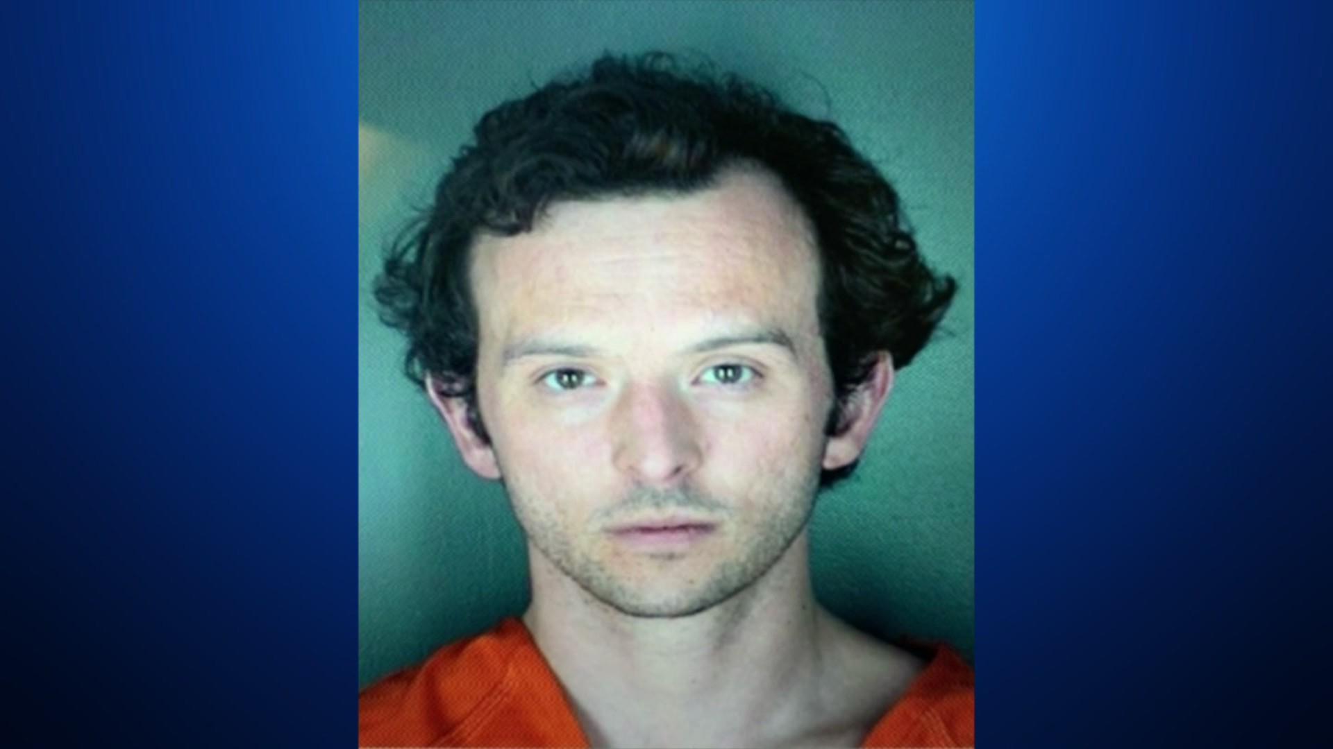 Fugitive on the run in Boulder County, sheriff's office says - CBS Colorado