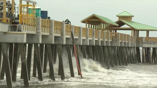 Disney reopens after closing for two days as Hurricane Ian blasted ...